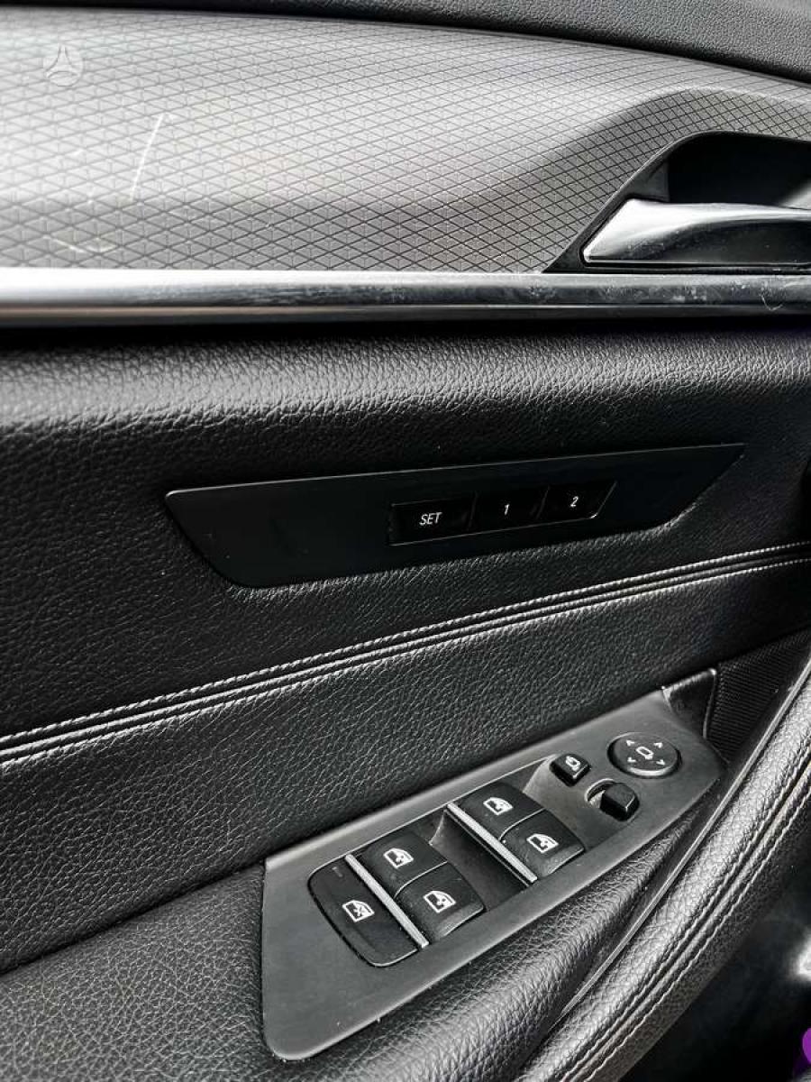 Melns BMW 520 2017 Viļņa, ar dzinēja tilpumu 0.00 L un nobraukumu 325 tūkst. km par 15800 €, foto 16 vietnē AUTOMOTO.COM.LV