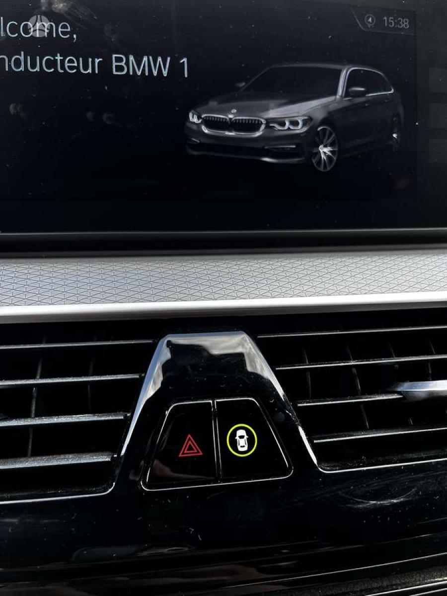 Melns BMW 520 2017 Viļņa, ar dzinēja tilpumu 0.00 L un nobraukumu 325 tūkst. km par 15800 €, foto 20 vietnē AUTOMOTO.COM.LV