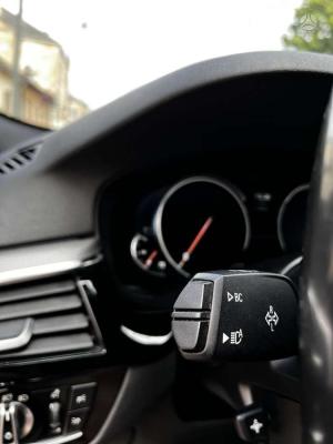 Melns BMW 520 2017 Viļņa, ar dzinēja tilpumu 0.00 L un nobraukumu 325 tūkst. km par 15800 €, foto 21 vietnē AUTOMOTO.COM.LV