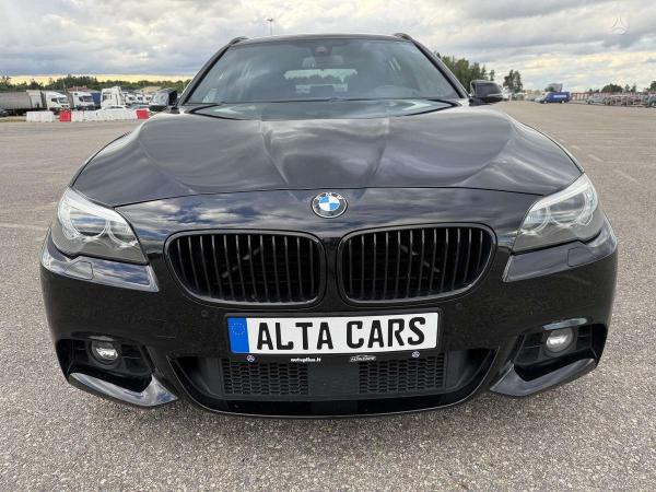 Black BMW 520 2017 in Vilnius, with an engine capacity of 2.00 L and mileage of 360 thousand km for 11499 €, photo 2 on AUTOMOTO.COM.LV