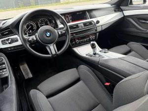 Black BMW 520 2017 in Vilnius, with an engine capacity of 2.00 L and mileage of 360 thousand km for 11499 €, photo 11 on AUTOMOTO.COM.LV