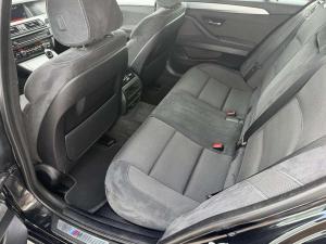Black BMW 520 2017 in Vilnius, with an engine capacity of 2.00 L and mileage of 360 thousand km for 11499 €, photo 15 on AUTOMOTO.COM.LV