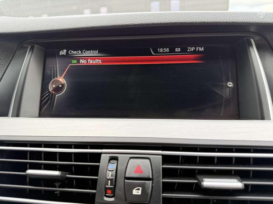 Black BMW 520 2017 in Vilnius, with an engine capacity of 2.00 L and mileage of 360 thousand km for 11499 €, photo 28 on AUTOMOTO.COM.LV