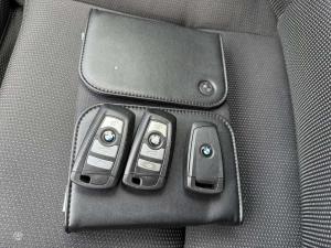Black BMW 520 2017 in Vilnius, with an engine capacity of 2.00 L and mileage of 360 thousand km for 11499 €, photo 29 on AUTOMOTO.COM.LV