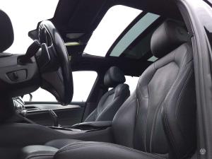 Black BMW 520 2017 in Kaunas, with an engine capacity of 2.00 L and mileage of 287 thousand km for 16950 €, photo 15 on AUTOMOTO.COM.LV