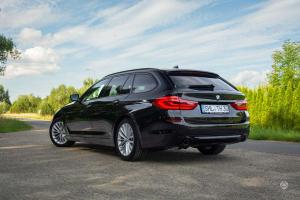 Black BMW 520 2017 in Elektrenai, with an engine capacity of 2.00 L and mileage of 222 thousand km for 17800 €, photo 6 on AUTOMOTO.COM.LV