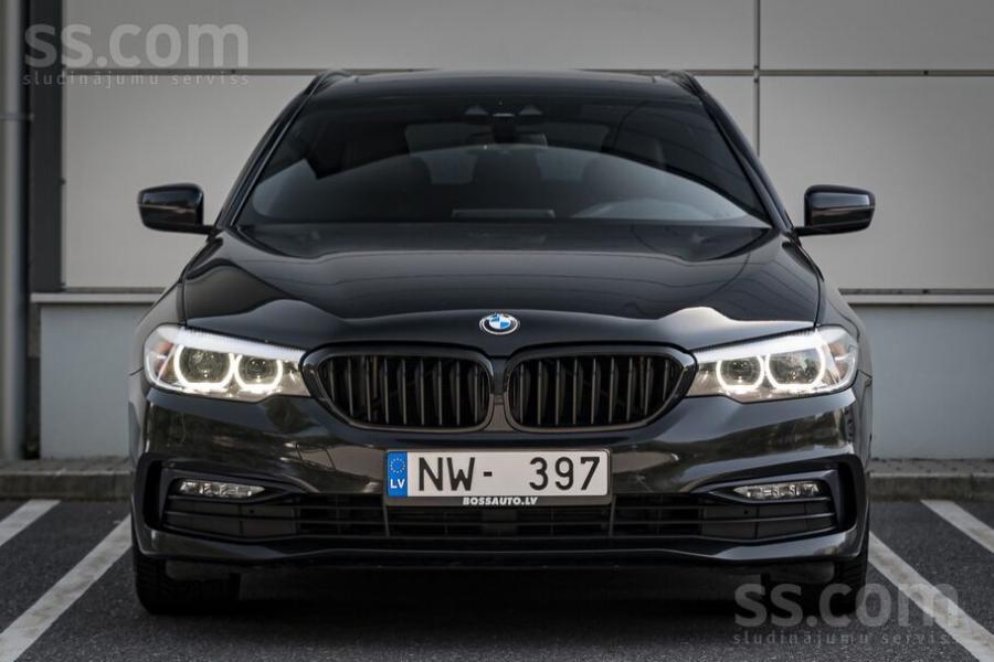 Black BMW 520 2017 in Riga, with an engine capacity of 2.00 L and mileage of 269 thousand km for 14995 €, photo 3 on AUTOMOTO.COM.LV