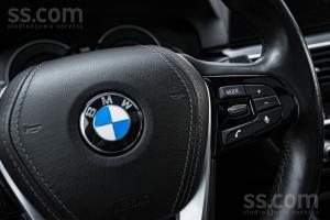 Black BMW 520 2017 in Riga, with an engine capacity of 2.00 L and mileage of 269 thousand km for 14995 €, photo 19 on AUTOMOTO.COM.LV