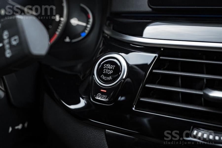 Black BMW 520 2017 in Riga, with an engine capacity of 2.00 L and mileage of 269 thousand km for 14995 €, photo 21 on AUTOMOTO.COM.LV
