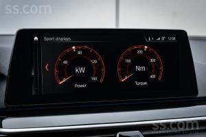 Black BMW 520 2017 in Riga, with an engine capacity of 2.00 L and mileage of 269 thousand km for 14995 €, photo 25 on AUTOMOTO.COM.LV