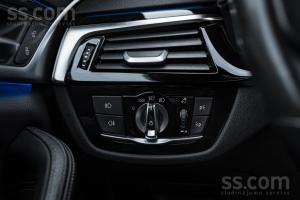 Black BMW 520 2017 in Riga, with an engine capacity of 2.00 L and mileage of 269 thousand km for 14995 €, photo 30 on AUTOMOTO.COM.LV