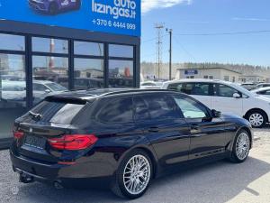 Black BMW 520 2017 in Vilnius, with an engine capacity of 2.00 L and mileage of 207 thousand km for 17500 €, photo 5 on AUTOMOTO.COM.LV