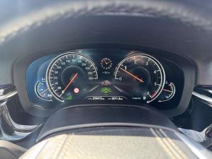 Black BMW 520 2017 in Vilnius, with an engine capacity of 2.00 L and mileage of 207 thousand km for 17500 €, photo 17 on AUTOMOTO.COM.LV