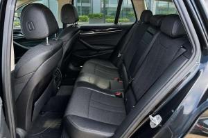 Black BMW 520 2017 in Vilnius, with an engine capacity of 2.00 L and mileage of 207 thousand km for 17500 €, photo 10 on AUTOMOTO.COM.LV