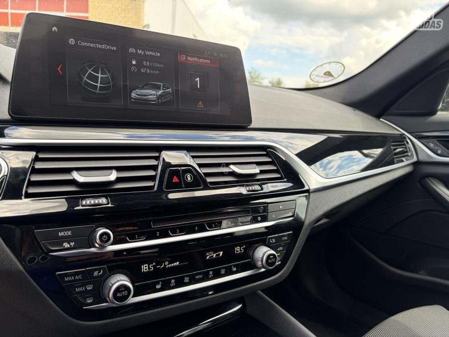 Melns BMW 520 2017 Viļņa, ar dzinēja tilpumu 2.00 L un nobraukumu 199 tūkst. km par 13999 €, foto 14 vietnē AUTOMOTO.COM.LV