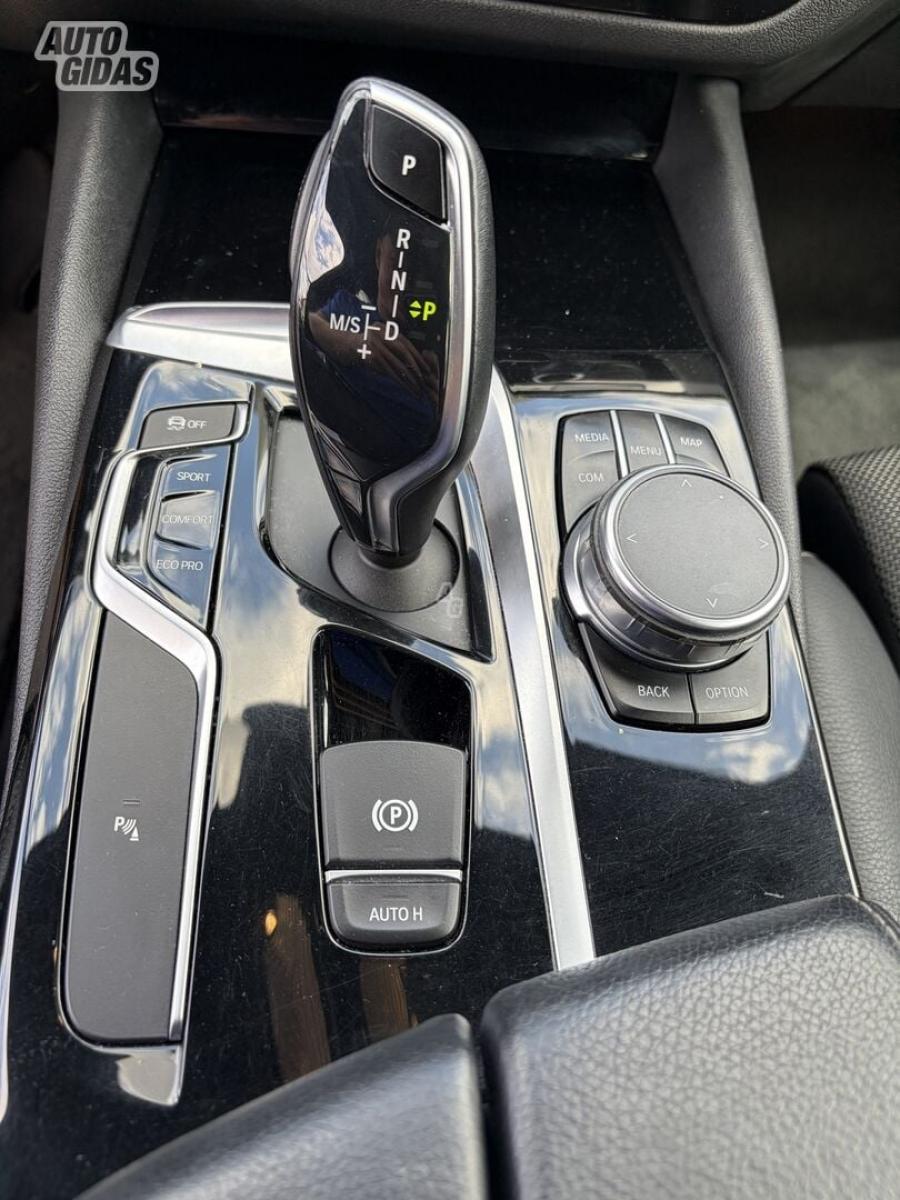 Melns BMW 520 2017 Viļņa, ar dzinēja tilpumu 2.00 L un nobraukumu 199 tūkst. km par 13999 €, foto 15 vietnē AUTOMOTO.COM.LV