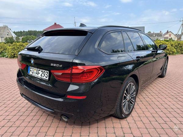 Black BMW 520 2017 in Kelme, with an engine capacity of 2.00 L and mileage of 359 thousand km for 13700 €, photo 5 on AUTOMOTO.COM.LV