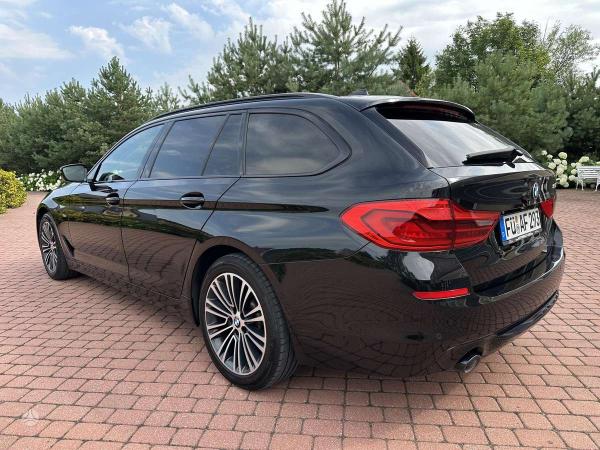 Black BMW 520 2017 in Kelme, with an engine capacity of 2.00 L and mileage of 359 thousand km for 13700 €, photo 6 on AUTOMOTO.COM.LV