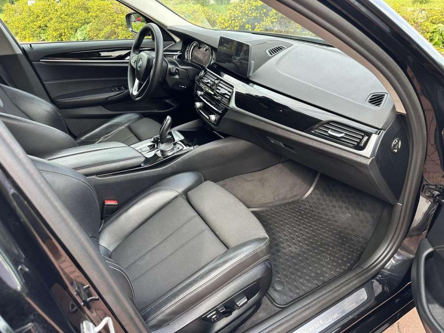 Melns BMW 520 2017 Kelmė, ar dzinēja tilpumu 2.00 L un nobraukumu 359 tūkst. km par 13700 €, foto 12 vietnē AUTOMOTO.COM.LV