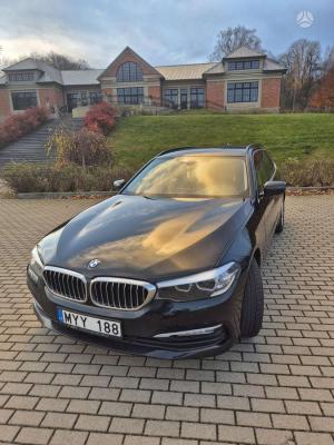 Black BMW 520 2017 in Vilnius, with an engine capacity of 2.00 L and mileage of 248 thousand km for 15999 €, photo  on AUTOMOTO.COM.LV