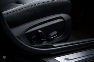 Black BMW 520 2017 in Elektrenai, with an engine capacity of 2.00 L and mileage of 290 thousand km for 9600 €, photo 26 on AUTOMOTO.COM.LV