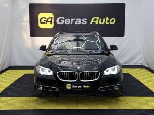 Black BMW 520 2017 in Vilnius, with an engine capacity of 2.00 L and mileage of 334 thousand km for 10500 €, photo 8 on AUTOMOTO.COM.LV