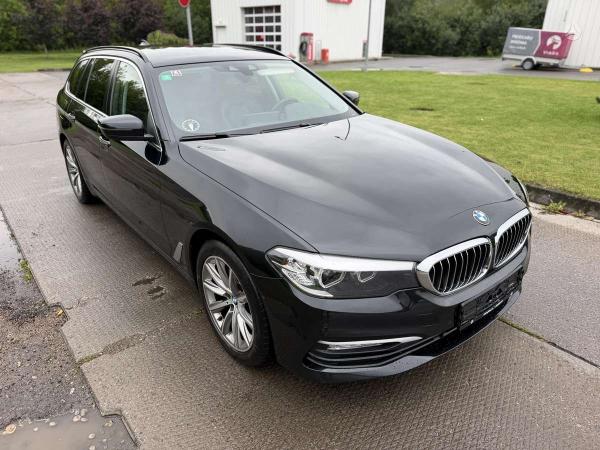 Black BMW 520 2017 in Panevezys, with an engine capacity of 2.00 L and mileage of 330 thousand km for 12999 €, photo 5 on AUTOMOTO.COM.LV