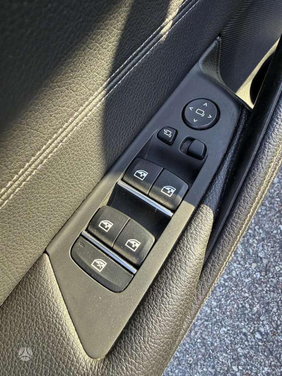 Melns BMW 520 2017 Viļņa, ar dzinēja tilpumu 2.00 L un nobraukumu 200 tūkst. km par 14999 €, foto 12 vietnē AUTOMOTO.COM.LV
