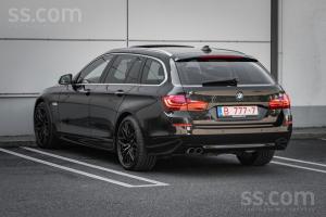 Black BMW 520 2017 in Riga, with an engine capacity of 2.00 L and mileage of 231 thousand km for 12250 €, photo 7 on AUTOMOTO.COM.LV