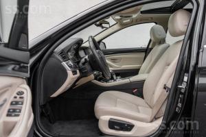 Black BMW 520 2017 in Riga, with an engine capacity of 2.00 L and mileage of 231 thousand km for 12250 €, photo 9 on AUTOMOTO.COM.LV