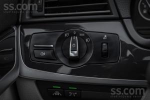 Black BMW 520 2017 in Riga, with an engine capacity of 2.00 L and mileage of 231 thousand km for 12250 €, photo 30 on AUTOMOTO.COM.LV