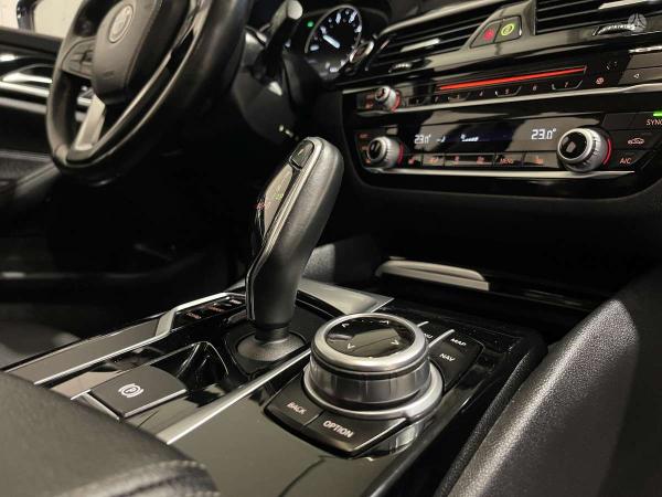 Melns BMW 520 2017 Klaipėda, ar dzinēja tilpumu 2.00 L un nobraukumu 332 tūkst. km par 13999 €, foto 10 vietnē AUTOMOTO.COM.LV