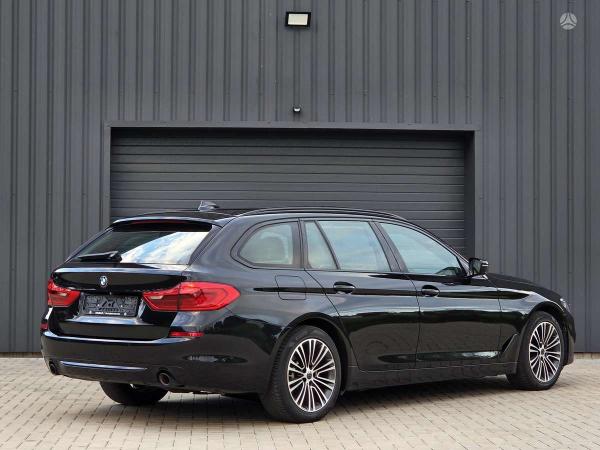 Melns BMW 520 2017 Kauņa, ar dzinēja tilpumu 2.00 L un nobraukumu 275 tūkst. km par 16999 €, foto 9 vietnē AUTOMOTO.COM.LV