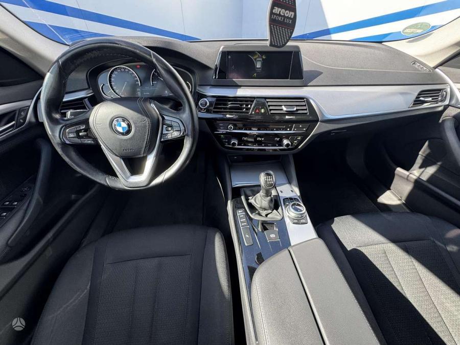 Melns BMW 520 2017 Kauņa, ar dzinēja tilpumu 2.00 L un nobraukumu 201 tūkst. km par 12450 €, foto 8 vietnē AUTOMOTO.COM.LV