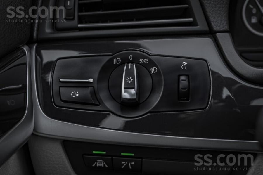 Melns BMW 520 2017 Rīga, ar dzinēja tilpumu 2.00 L un nobraukumu 231 tūkst. km par 12250 €, foto 28 vietnē AUTOMOTO.COM.LV