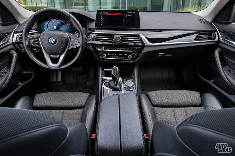 Melns BMW 520 2017 Viļņa, ar dzinēja tilpumu 2.00 L un nobraukumu 207 tūkst. km par 16650 €, foto 15 vietnē AUTOMOTO.COM.LV
