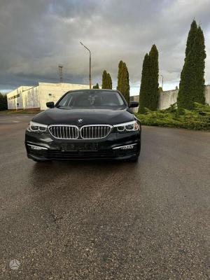 Melns BMW 520 2018 Elektrėnai, ar dzinēja tilpumu 2.00 L un nobraukumu 210 tūkst. km par 15900 €, foto 2 vietnē AUTOMOTO.COM.LV