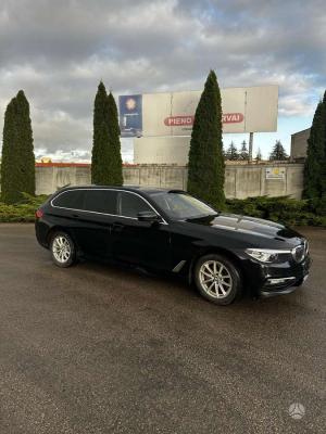 Melns BMW 520 2018 Elektrėnai, ar dzinēja tilpumu 2.00 L un nobraukumu 210 tūkst. km par 15900 €, foto 5 vietnē AUTOMOTO.COM.LV