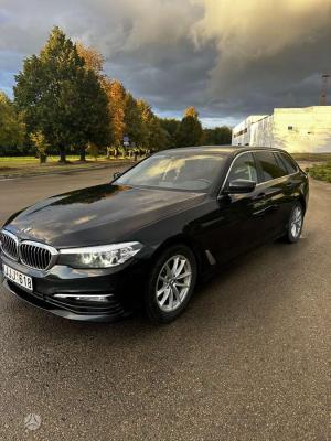 Melns BMW 520 2018 Elektrėnai, ar dzinēja tilpumu 2.00 L un nobraukumu 210 tūkst. km par 15900 €, foto 12 vietnē AUTOMOTO.COM.LV