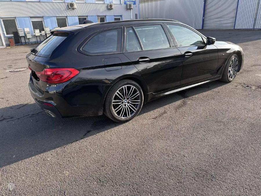 Melns BMW 520 2018 Šauļi, ar dzinēja tilpumu 2.00 L un nobraukumu 218 tūkst. km par 19500 €, foto 3 vietnē AUTOMOTO.COM.LV