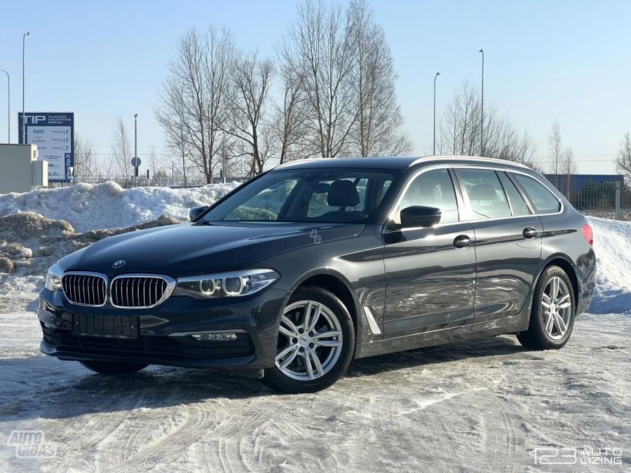 Black BMW 520 2018 in Taurage, with an engine capacity of 2.00 L and mileage of 242 thousand km for 13999 €, photo 1 on AUTOMOTO.COM.LV