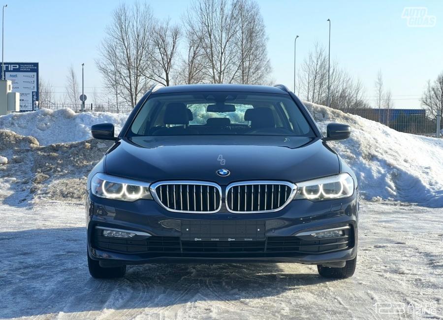 Black BMW 520 2018 in Taurage, with an engine capacity of 2.00 L and mileage of 242 thousand km for 13999 €, photo 4 on AUTOMOTO.COM.LV