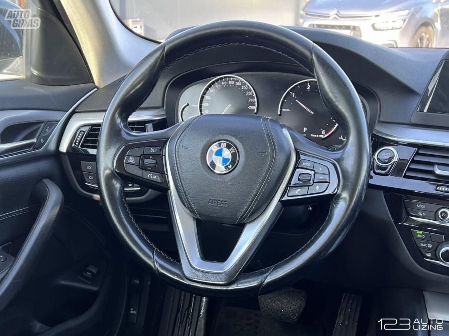 Black BMW 520 2018 in Taurage, with an engine capacity of 2.00 L and mileage of 242 thousand km for 13999 €, photo 16 on AUTOMOTO.COM.LV