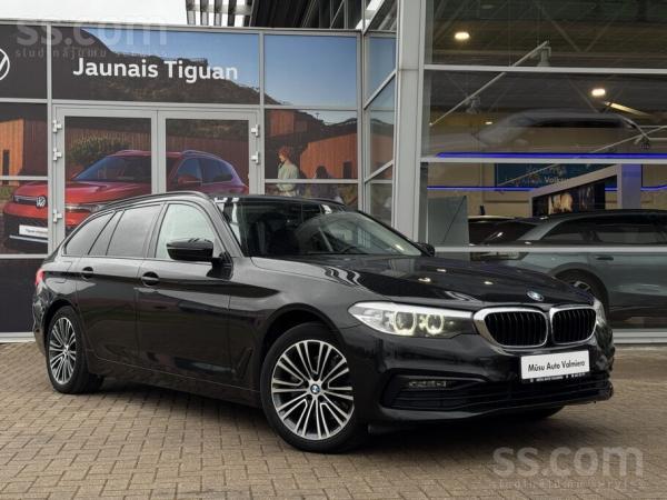 Melns BMW 520 2018 Valmiera, ar dzinēja tilpumu 2.00 L un nobraukumu 164 tūkst. km par 19900 €, foto 1 vietnē AUTOMOTO.COM.LV