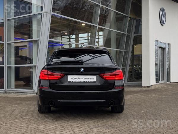 Melns BMW 520 2018 Valmiera, ar dzinēja tilpumu 2.00 L un nobraukumu 164 tūkst. km par 19900 €, foto 5 vietnē AUTOMOTO.COM.LV