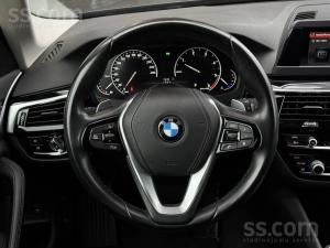Melns BMW 520 2018 Valmiera, ar dzinēja tilpumu 2.00 L un nobraukumu 164 tūkst. km par 19900 €, foto 9 vietnē AUTOMOTO.COM.LV