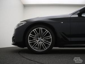 Melns BMW 520 2018 Viļņa, ar dzinēja tilpumu 2.00 L un nobraukumu 212 tūkst. km par 20999 €, foto 28 vietnē AUTOMOTO.COM.LV