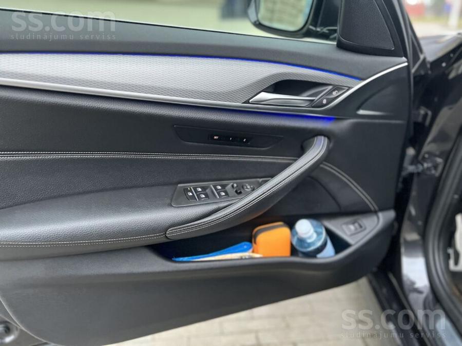 Melns BMW 520 2018 Liepāja, ar dzinēja tilpumu 2.00 L un nobraukumu 171 tūkst. km par 24000 €, foto 11 vietnē AUTOMOTO.COM.LV