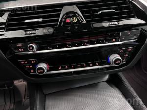 Melns BMW 520 2018 Liepāja, ar dzinēja tilpumu 2.00 L un nobraukumu 171 tūkst. km par 24000 €, foto 14 vietnē AUTOMOTO.COM.LV