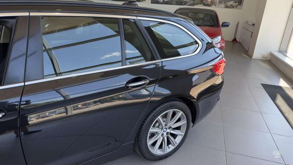 Melns BMW 520 2018 Marijampole, ar dzinēja tilpumu 2.00 L un nobraukumu 174 tūkst. km par 18999 €, foto 6 vietnē AUTOMOTO.COM.LV